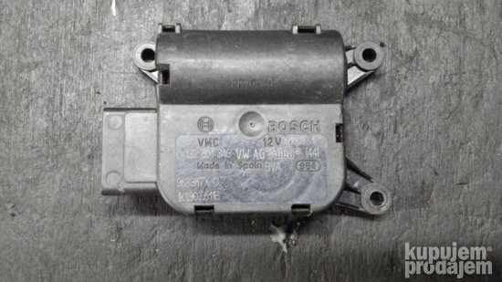 Motor za klapne kabinskog grejanja Bosch 0132801343 - KupujemProdajem