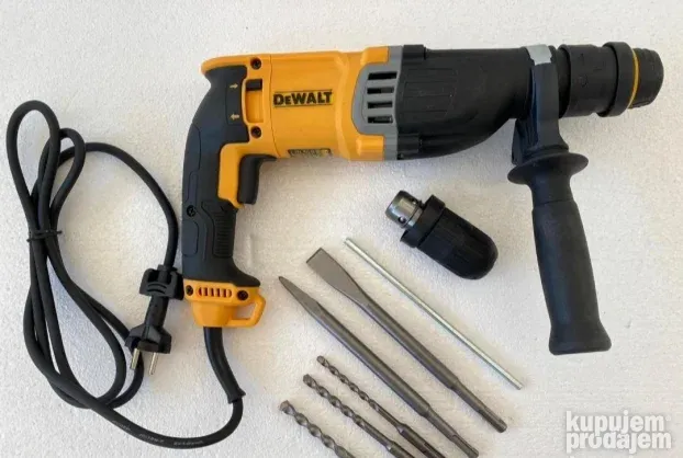 Udarna busilica Dewalt 900w - KupujemProdajem