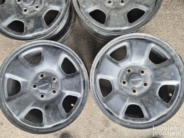 CELICNE FELNE SUBARU 15COLA CENA 50e Set 4komada - KupujemProdajem