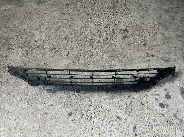 Opel Astra K Resetka Ispod Tablice maska 13439798 - KupujemProdajem