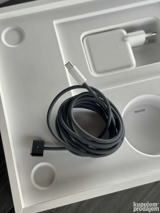 Apple MacBook Air M4 13-inch 16/256 NOV - KupujemProdajem
