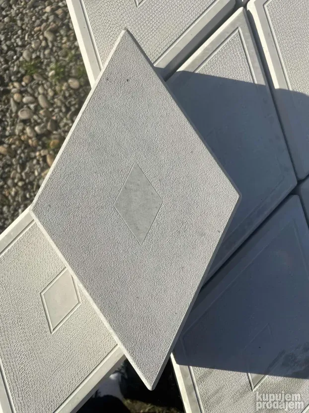 BEHATON /Romb/Kocka/Ivicnjaci/Kape/Okapnice/Kanalice/ - KupujemProdajem