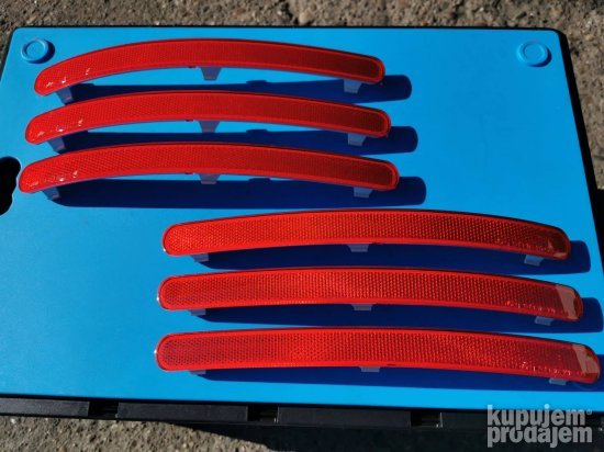 Katadiopter blenda Skoda Octavia karavan macije oko Oktavija ...