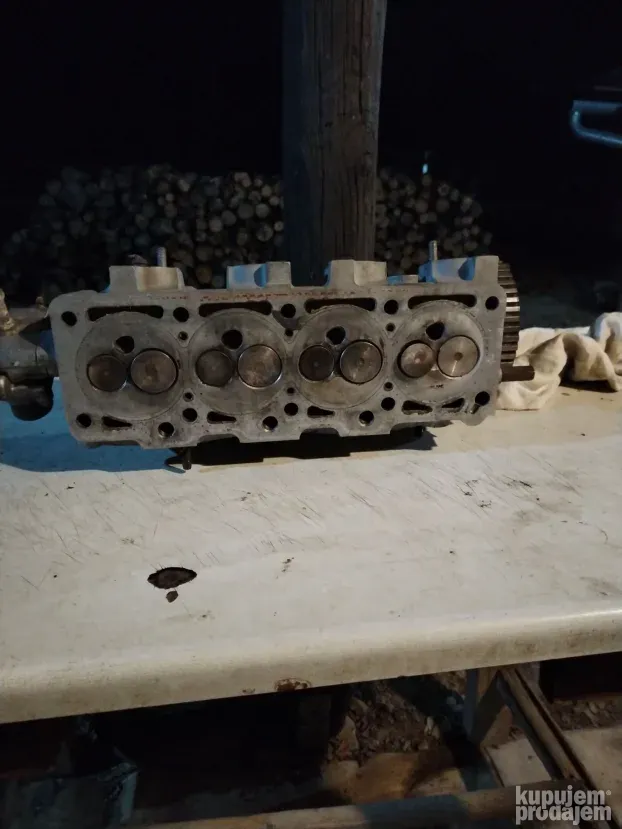 Glavaotora golf 2i 1 1.3 benzin stari tip - KupujemProdajem