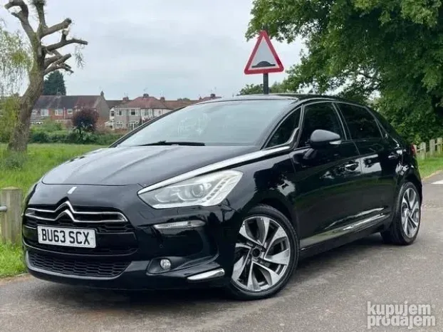 Citroen Ds5 2.0 hdi hibrid 4x4 Delovi - KupujemProdajem