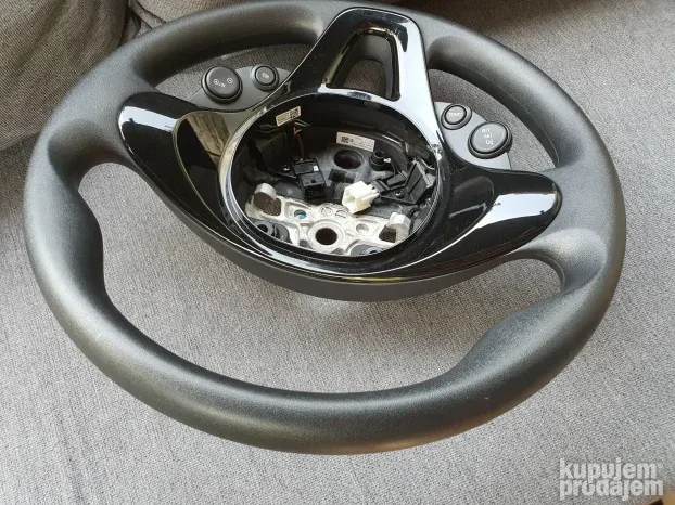 Volan Smart 453 - KupujemProdajem