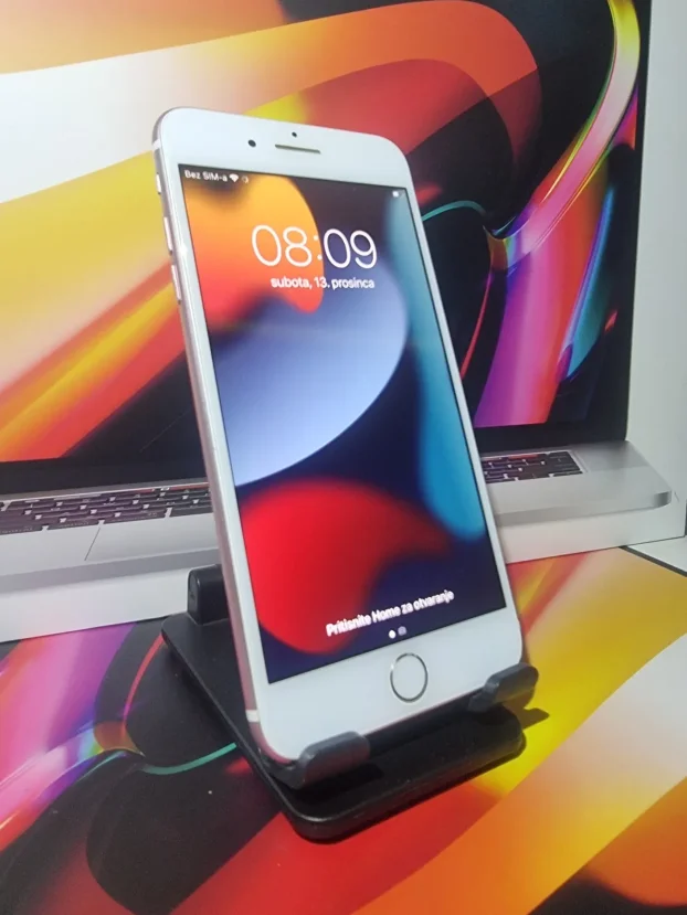 Iphone 7 plus - KupujemProdajem