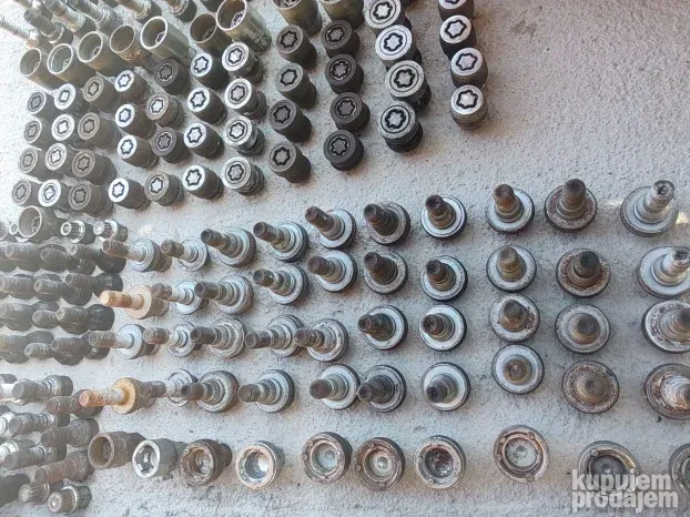 Sigurnosni srafovi za Citroen C3 - KupujemProdajem