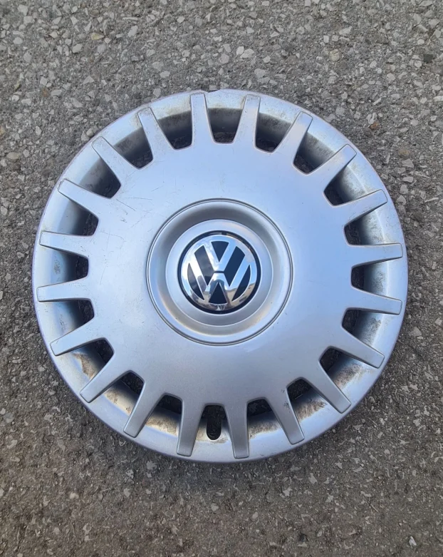 Vw original ratkapna 15" golf polo jetta passat touran - KupujemProdajem