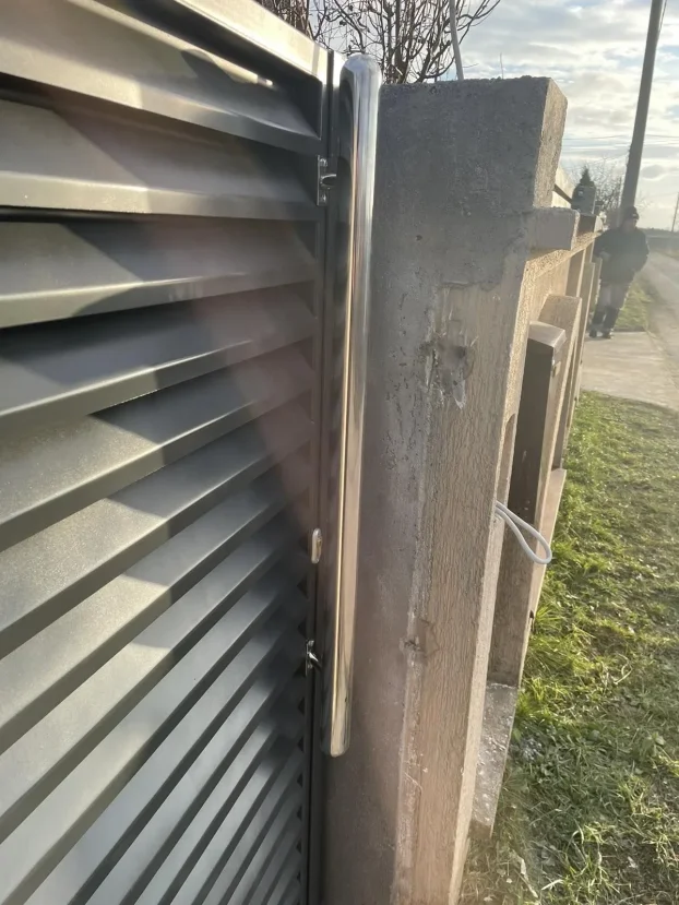 Rukohvati za kapije - KupujemProdajem