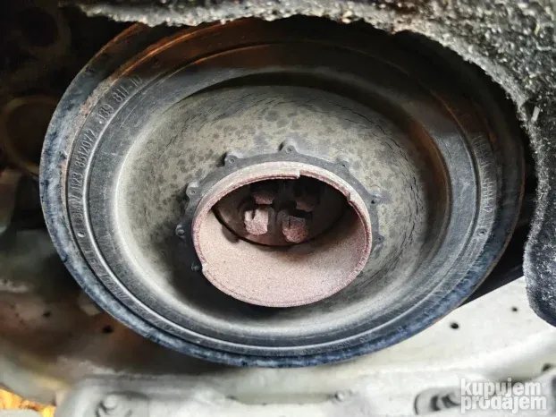 Bmw f10 f11 n47 135kw remenica radilice - KupujemProdajem