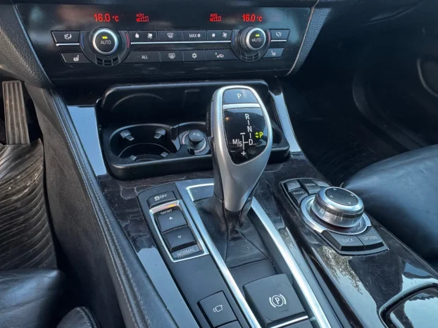 BMW F10 F11 8HP70 automatski menjac - KupujemProdajem