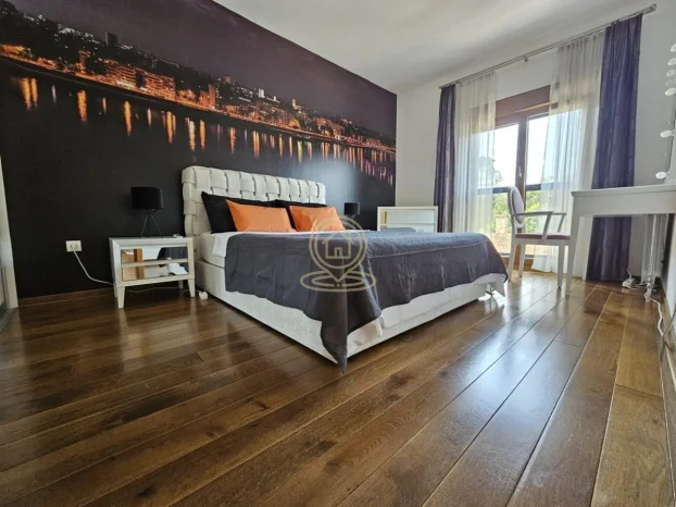 Centar, Novi Sad - KupujemProdajem