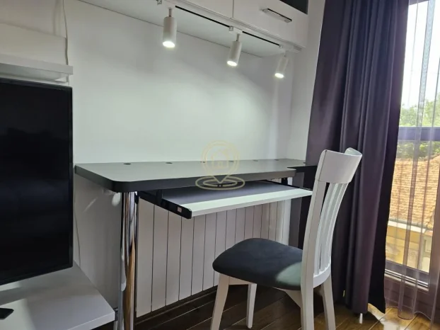 Centar, Novi Sad - KupujemProdajem