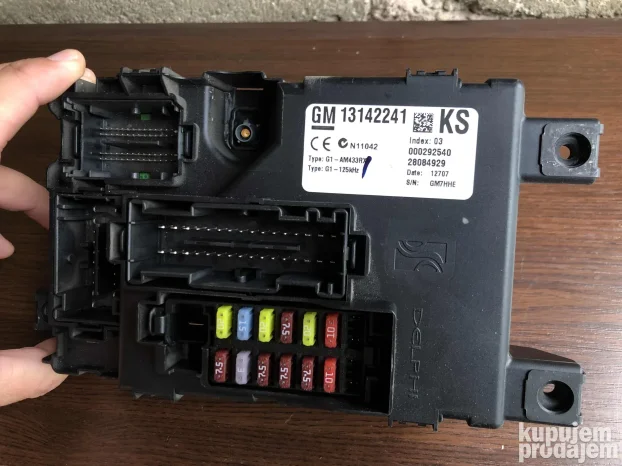 BSI centralna kutija modul Opel Corsa D 1.3 cdti - KupujemProdajem