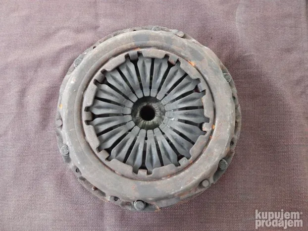 Plivajuci zamajac, Laguna 2 2.0 IDE 140ks - KupujemProdajem