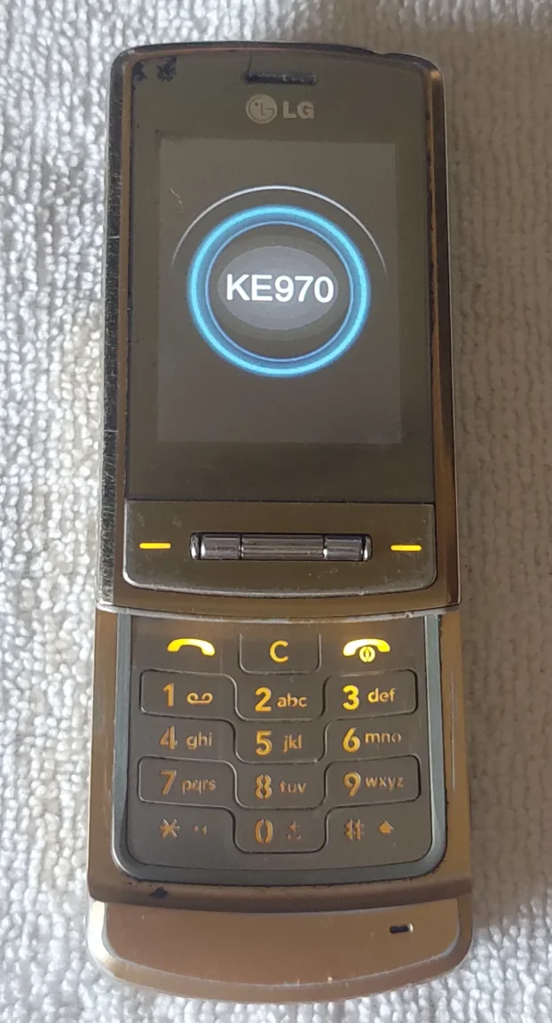 LG KE970 shine sim free za delove srpski meni - KupujemProdajem
