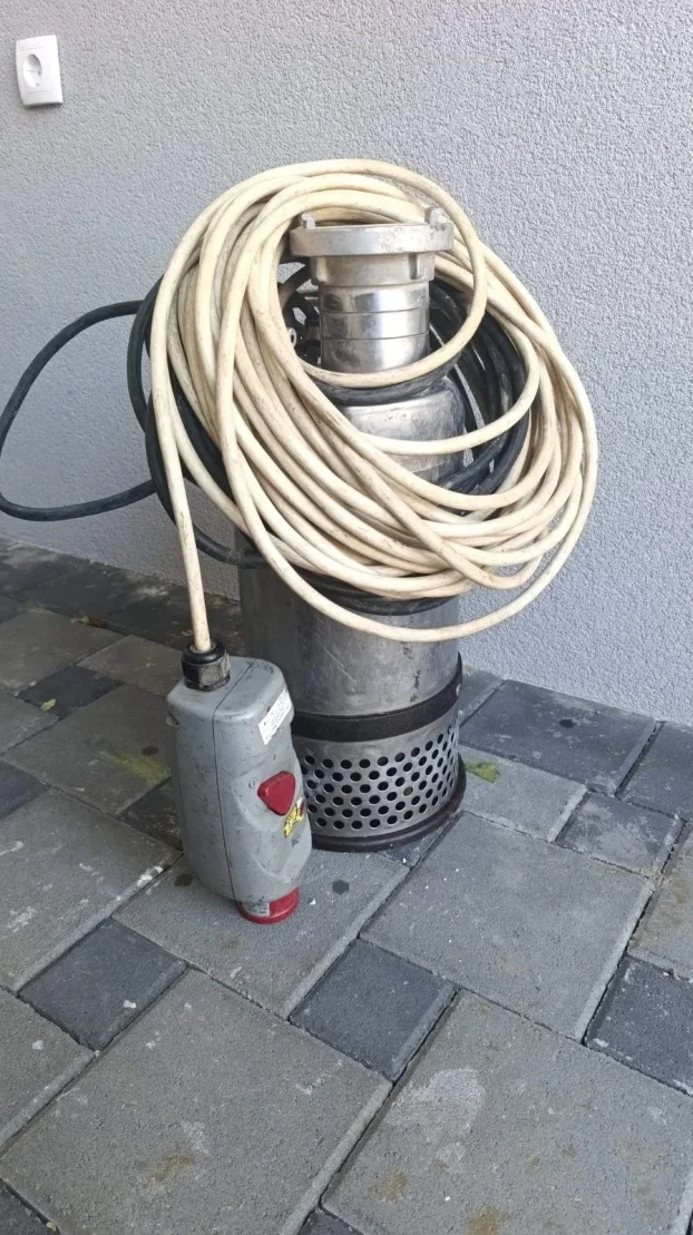 Swiss Pump Profesionalna muljna drenazna pumpa 2.2kW 3KS - KupujemProdajem