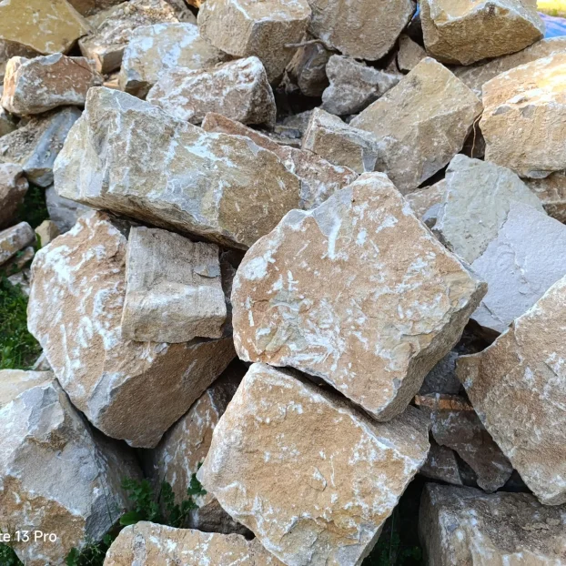 Ravnogorski ukrasni kamen za dvorište, zidanje, fontane, zid ...
