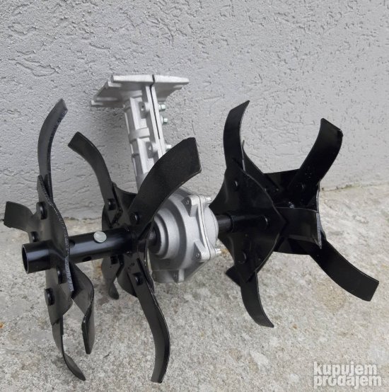 Freza za trimer NOVO Kopacica za trimer 28mm 9nuteva NOVO - KupujemProdajem
