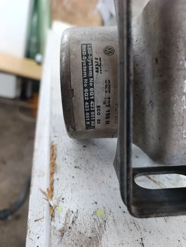 Servo pumpa trw - KupujemProdajem