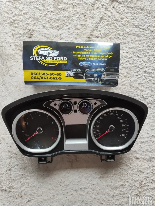 Instrument tabla ( km sat ) Ford Focus 2008-2010 benzinac - KupujemProdajem