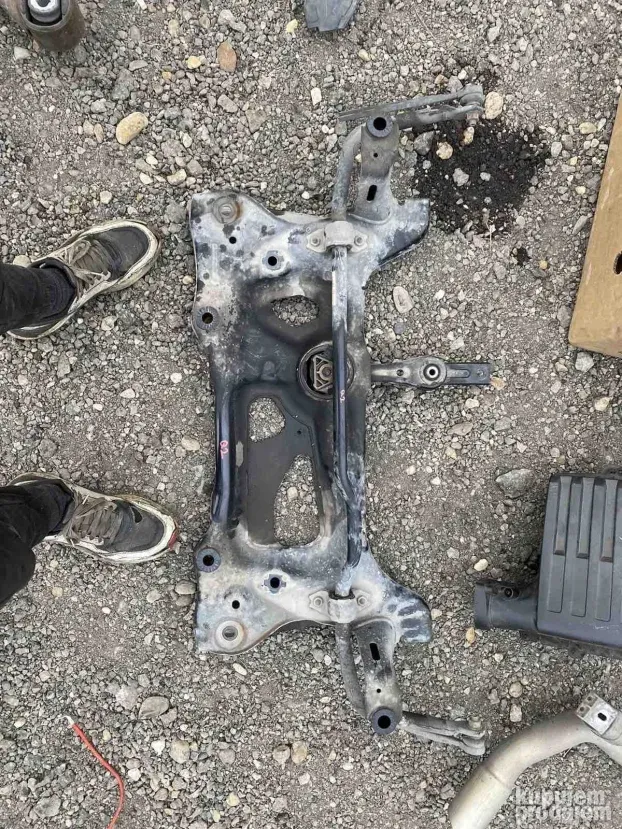 Audi q2 prednji most trap traverzna - KupujemProdajem