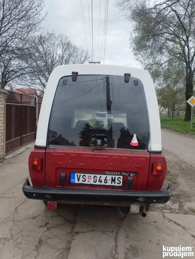 Zastava Poly - KupujemProdajem