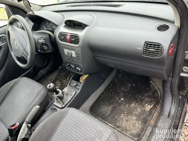 instrument tabla opel corsa C 00-06 - KupujemProdajem