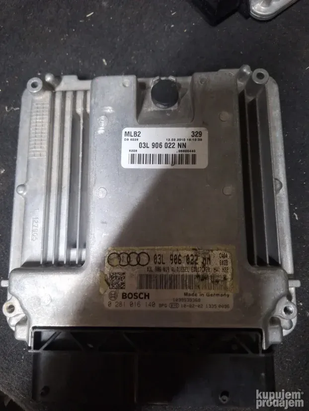 ECU motorni racunar A4 03l906022nn - KupujemProdajem