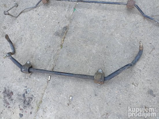 Prednja balans stangla Bmw E90,E91 - KupujemProdajem