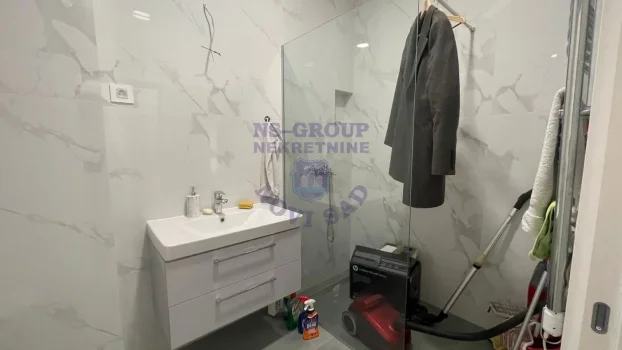 Trosoban stan na prodaju - Bulevar Oslobođenja, Novi Sad - KupujemProdajem