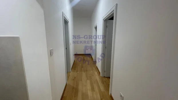 Trosoban stan na prodaju - Bulevar Oslobođenja, Novi Sad - KupujemProdajem
