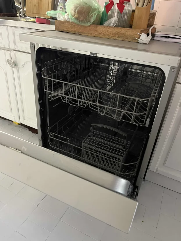 MIDEA Mašina za pranje sudova MFD60S120X-HR - KupujemProdajem