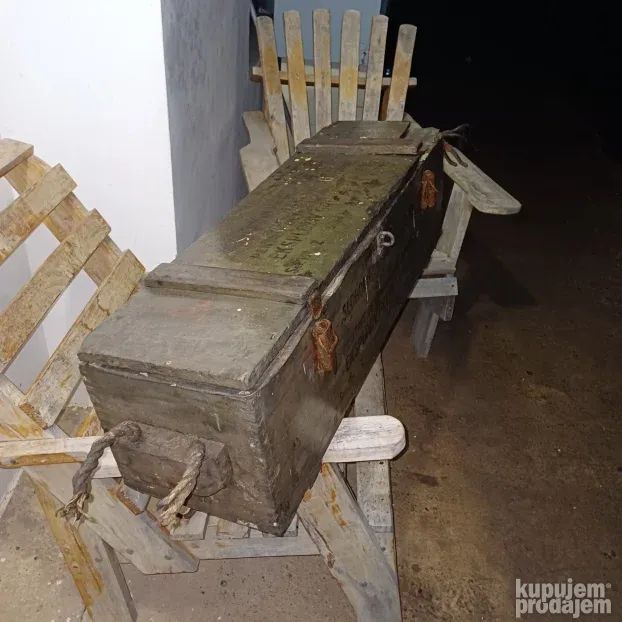 Stari vojni sanduk - KupujemProdajem
