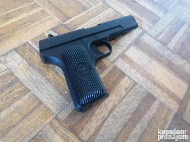 Pistolj tetejac airsoft - KupujemProdajem