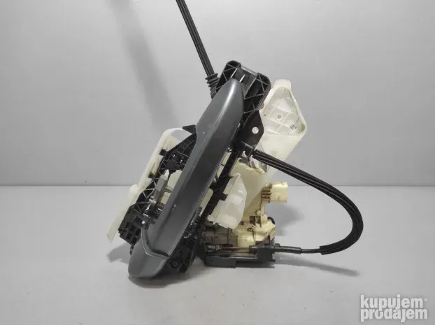 692176 Brava Vrata Vw Passat B6 > 05-10 3C4839016A - KupujemProdajem