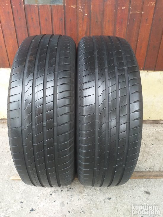 1733.Gume FIRESTONE 16-ice,LETNJE 215/65,Šara 5,9mm,DOT 1219 ...