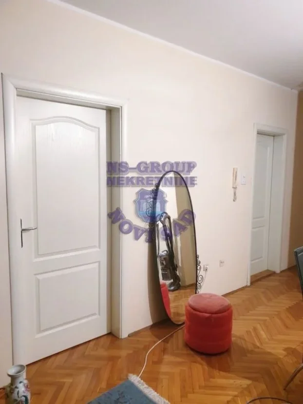 Dvosoban stan na prodaju - Bulevar Oslobođenja, Novi Sad - KupujemProdajem