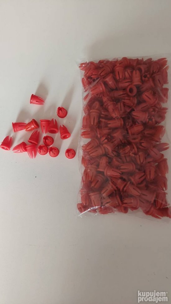 mercedes 123 zabice lajsne 100komada - KupujemProdajem