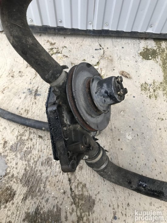 Vodena pumpa reno 4 gtl - KupujemProdajem