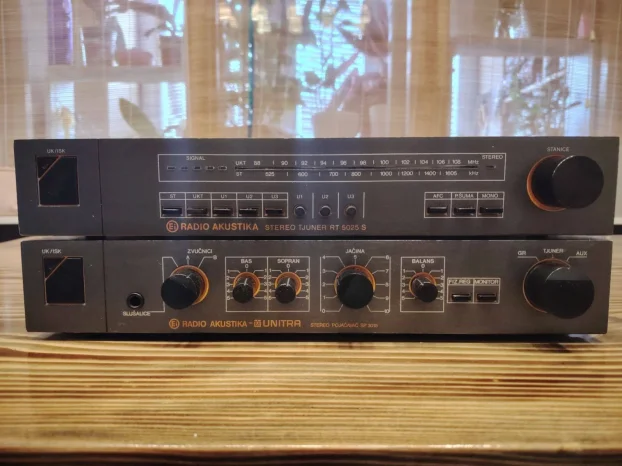 Dual CV 40, Dual CV 1100, Sony TA - F120, Ei Radio Akustika ...
