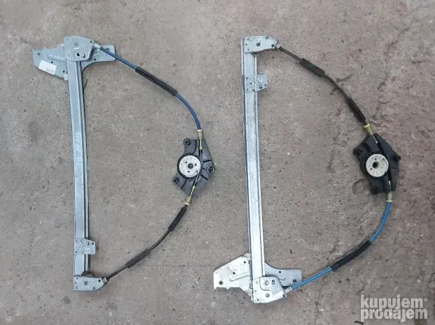 Prednji podizaci stakla peugeot 307 - KupujemProdajem