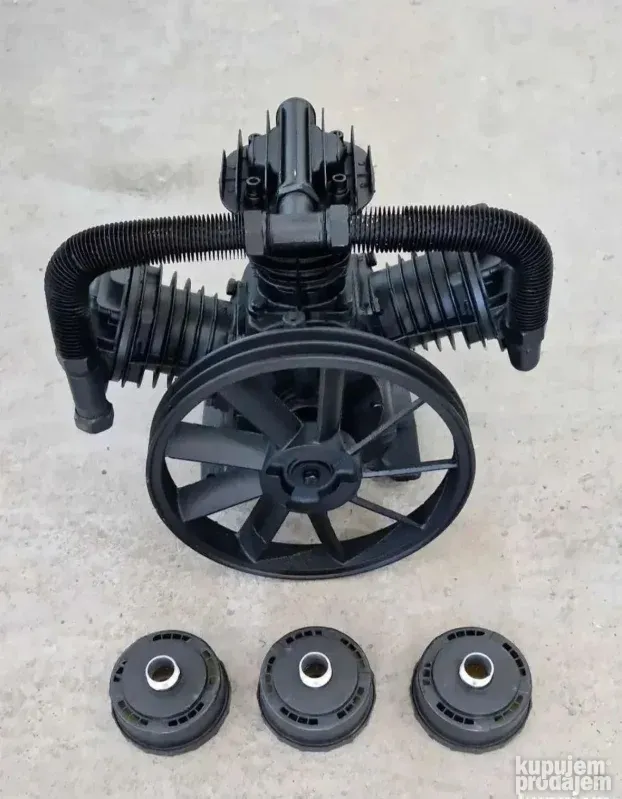 kompresorska glava 3x90 - KupujemProdajem