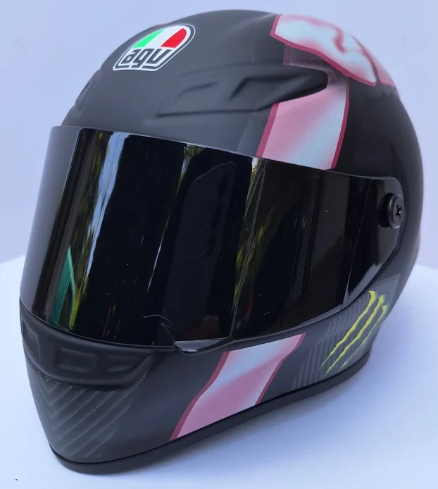 Mini ukrasne makete MOTO GP kacige mod.9- N O V O - KupujemProdajem