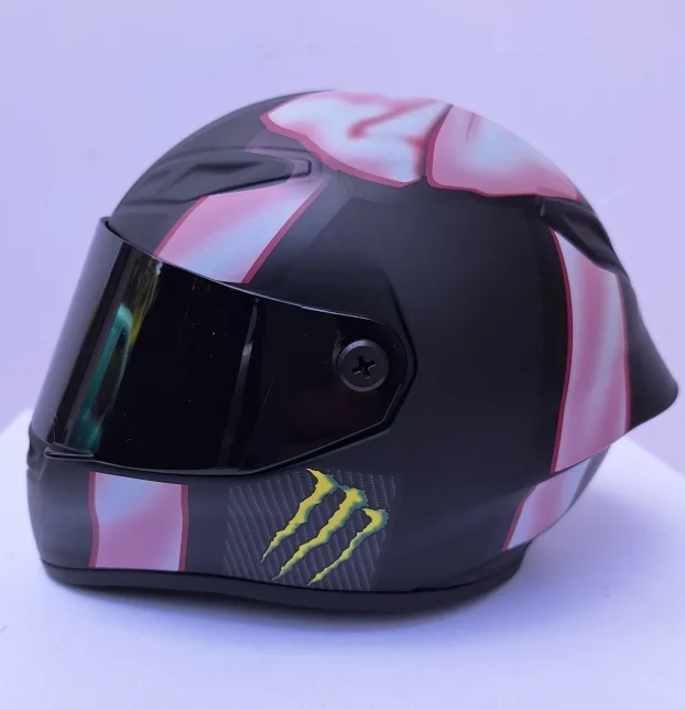 Mini ukrasne makete MOTO GP kacige mod.9- N O V O - KupujemProdajem