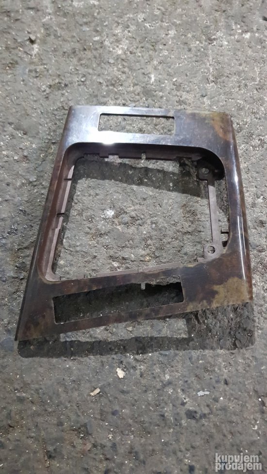 Konzola oko menjaca BMW E46 mahagoni - KupujemProdajem