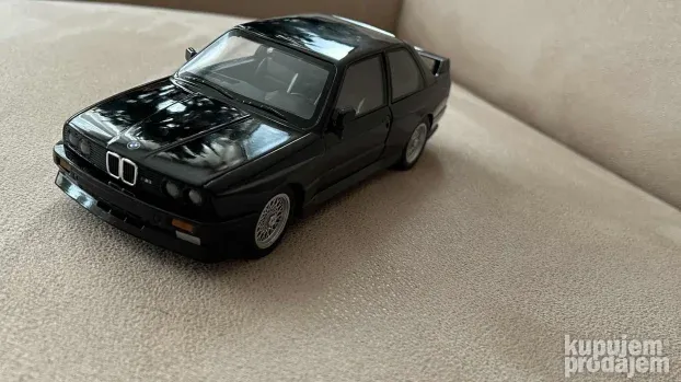 BMW m3 kockica metalna igracka metalni autic igracka - KupujemProdajem