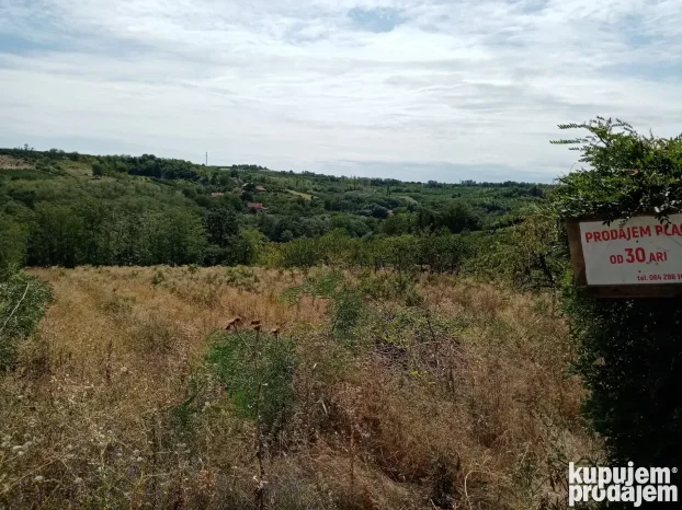 Plac Jugovo 30 ari - KupujemProdajem