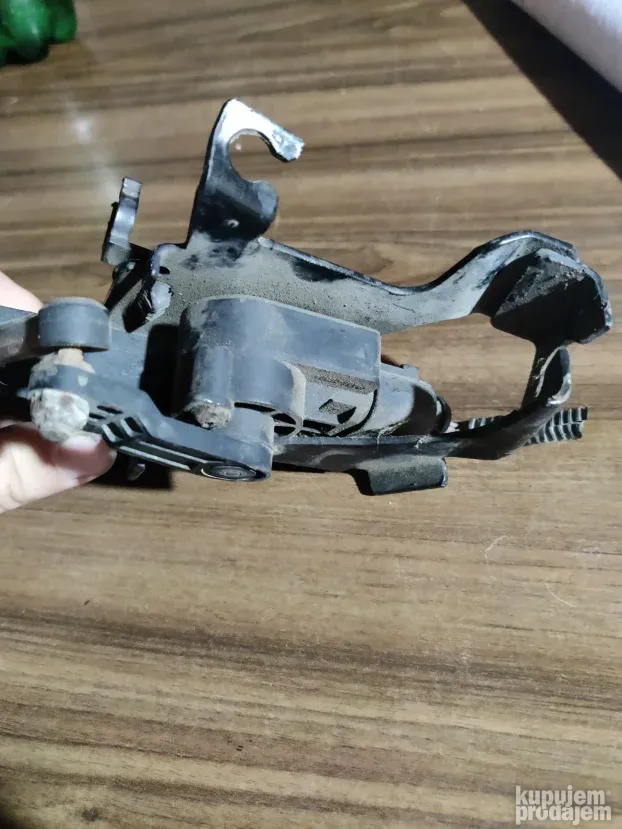 Reno Laguna 2 nivelator ksenon fara - KupujemProdajem